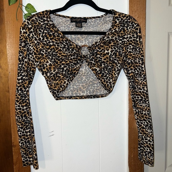 Coco And Shay | Tops | Coco And Shay Cheetah Crop Top | Poshmark